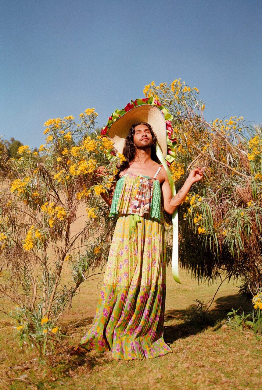 ‘Reverse Assimilation’ Podcast Unpacks What it Means to be Mexican ...