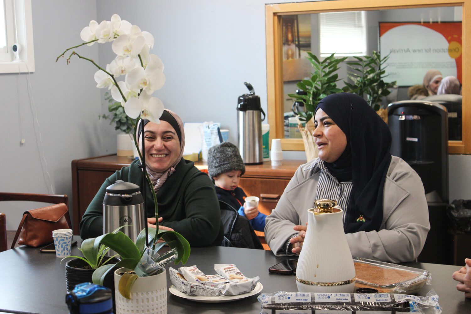 How A Nonprofit Empowers Middle Eastern Refugee Women – Borderless ...