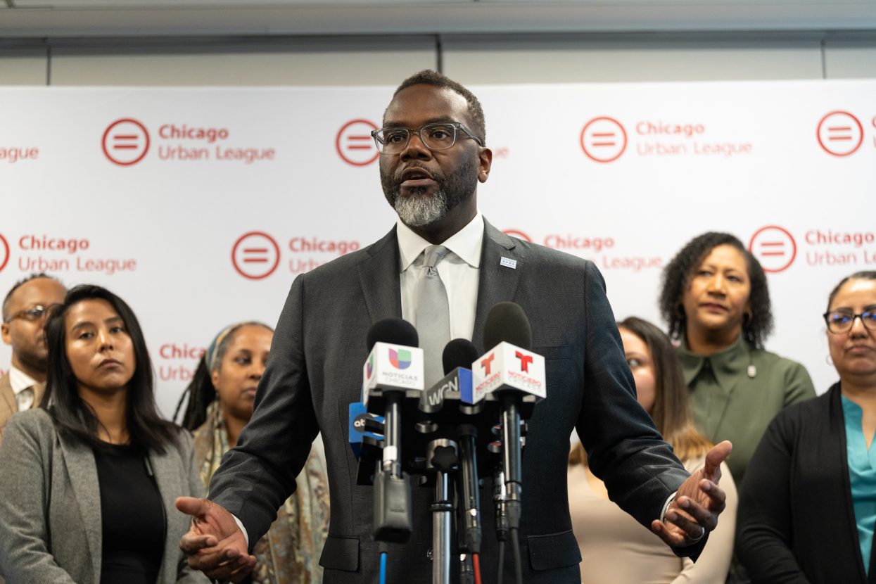 Chicago’s Undocumented Immigrants Fuel Work Permit Movement ...